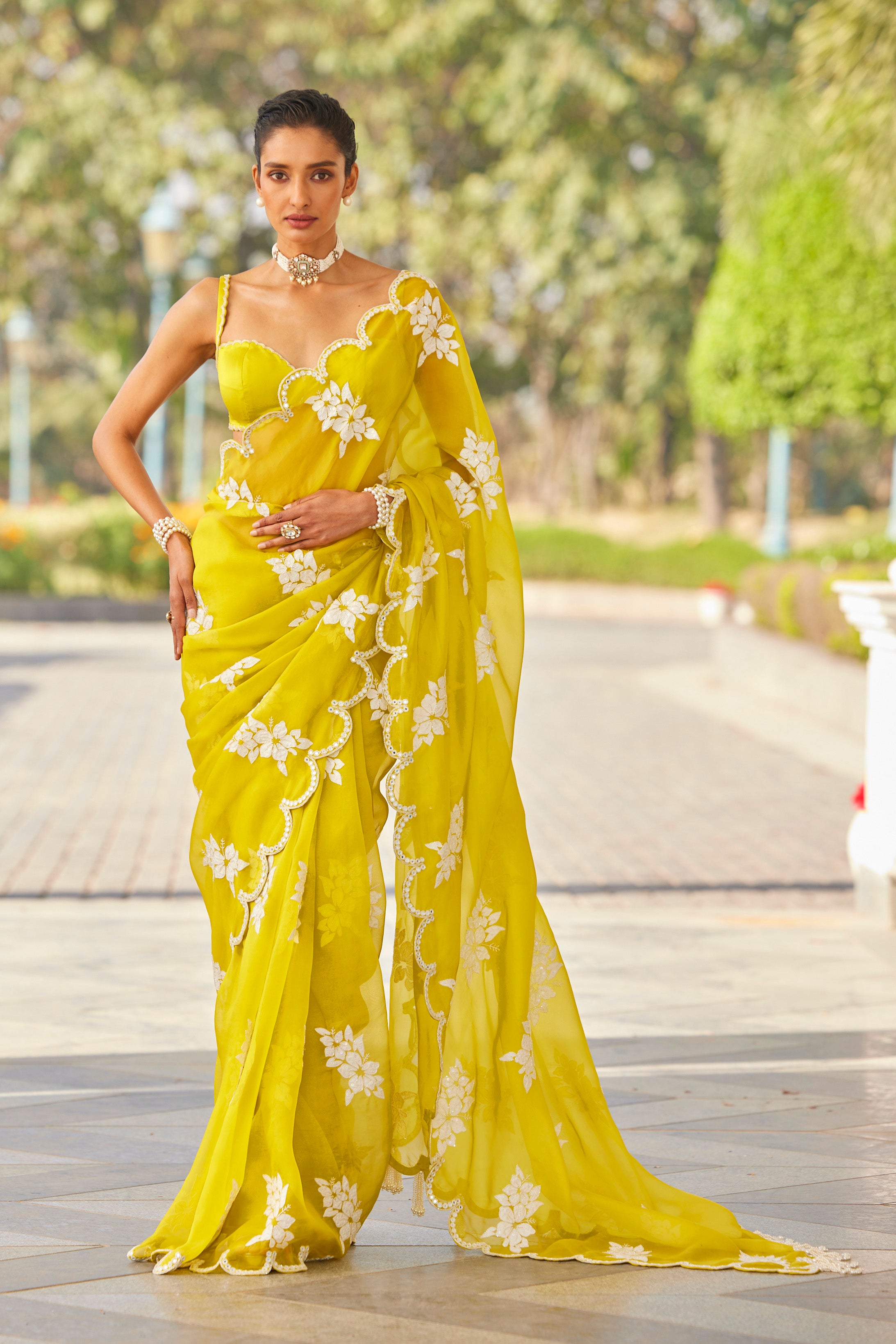 Hand-Embroidered Moss Green Flower Saree Set – Karegar