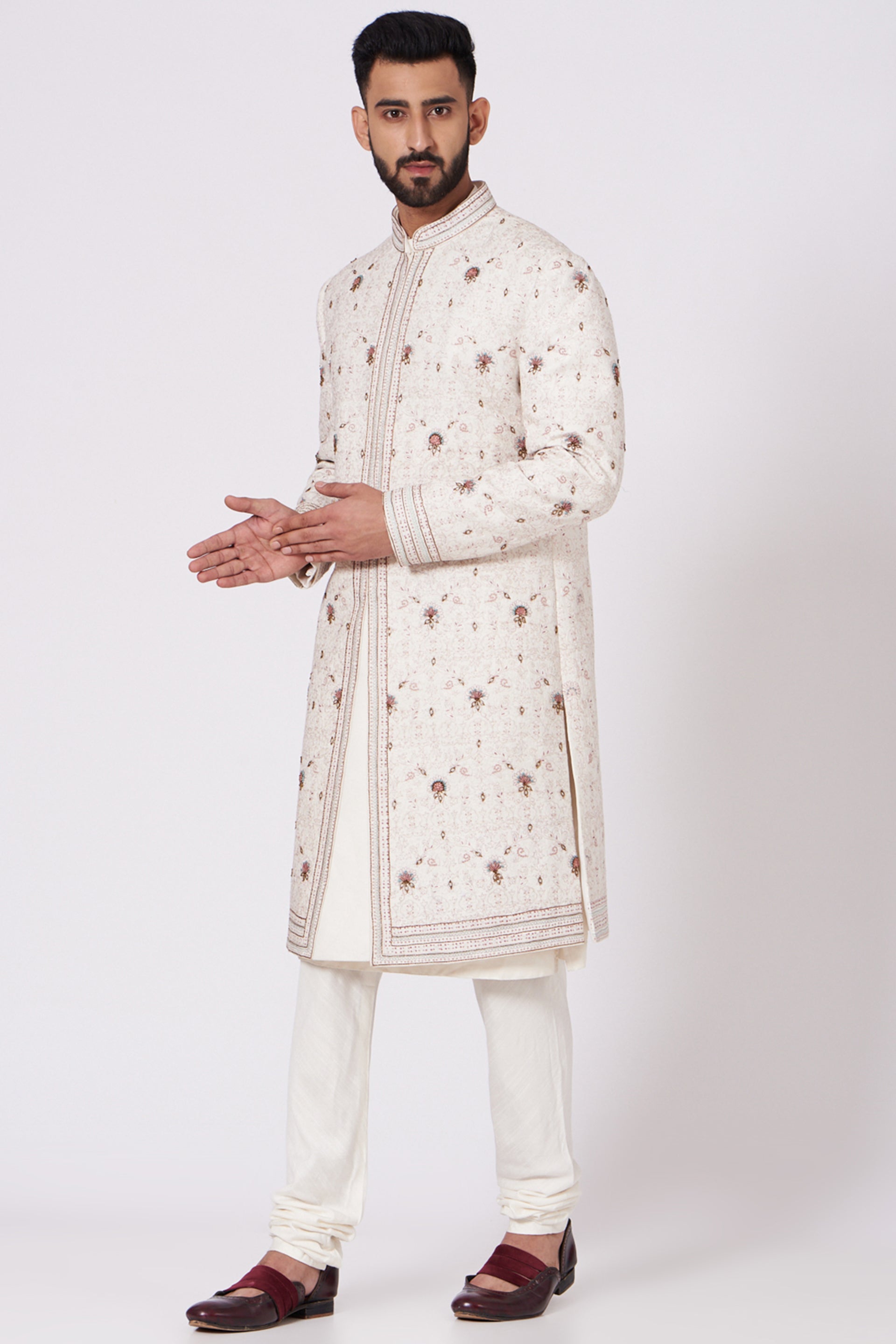 Exquisite Ivory Kashmiri Jamawar Sherwani with Resham Flowers – Karegar